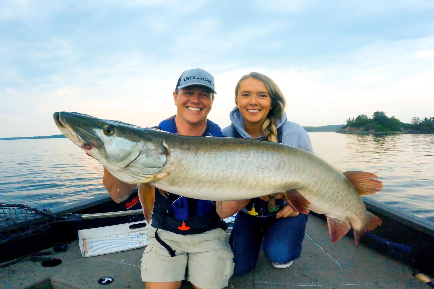 Finding Fins Show #37: Sinking boats and Filming TV Shows with Jay ...